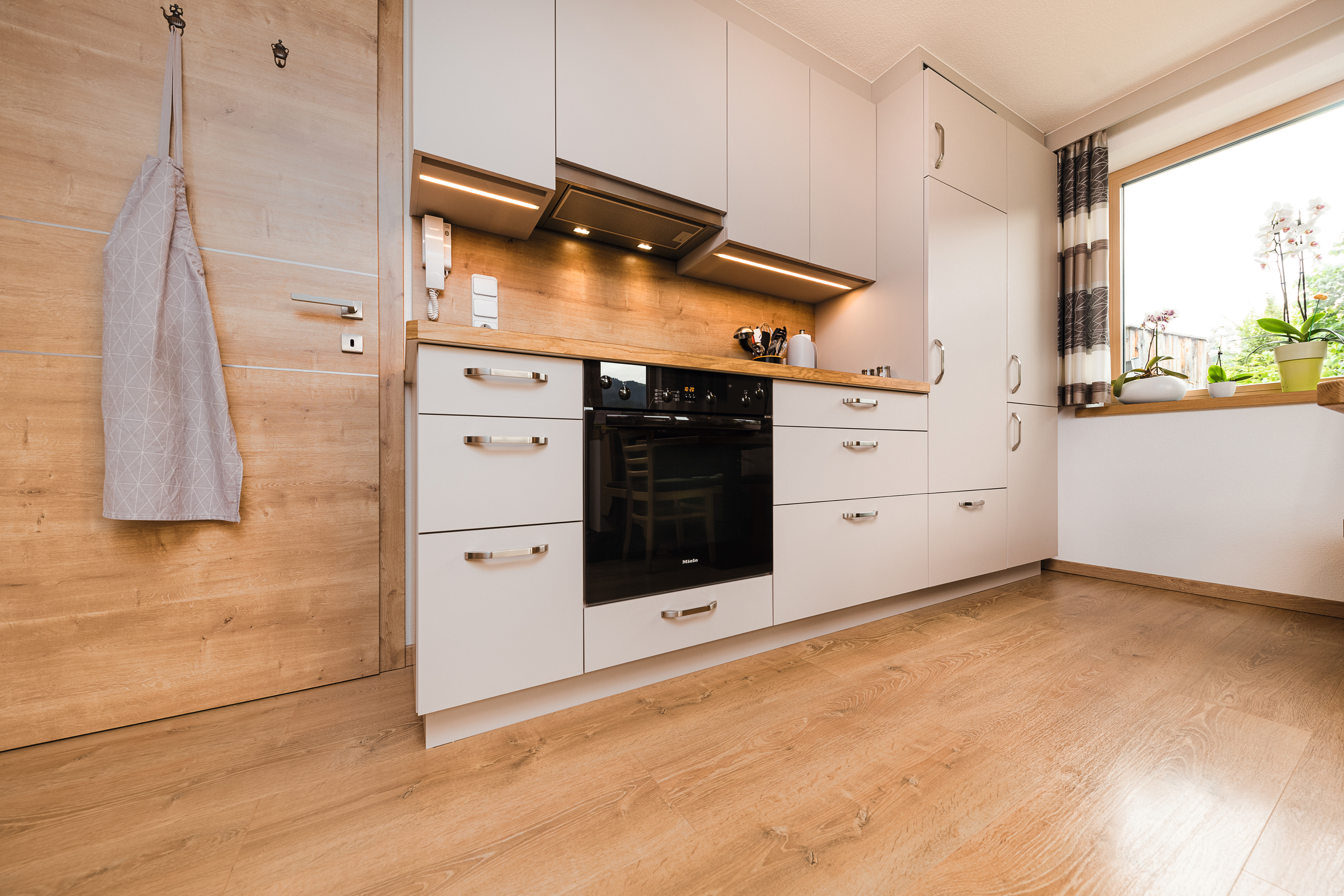 OSB, DHF, PerfectSense and compact laminates: Family home | EGGER